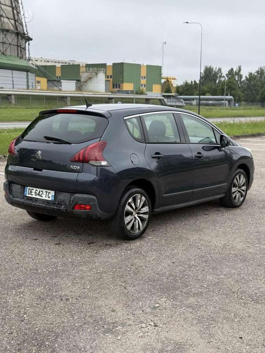 Zils Peugeot 3008 2014 Viļņa, ar dzinēja tilpumu 1.56 L un nobraukumu 220 tūkst. km par 4500 €, foto 5 vietnē AUTOMOTO.COM.LV