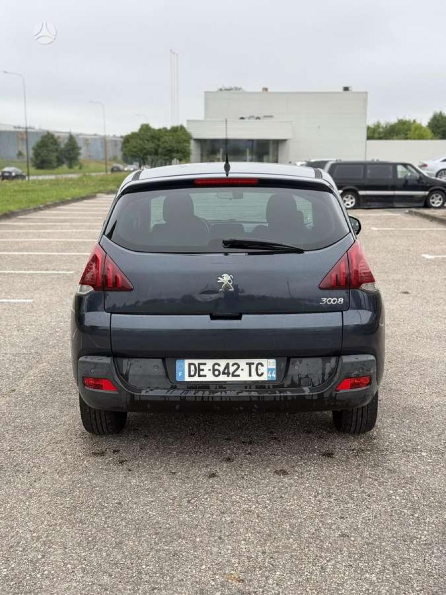 Zils Peugeot 3008 2014 Viļņa, ar dzinēja tilpumu 1.56 L un nobraukumu 220 tūkst. km par 4500 €, foto 6 vietnē AUTOMOTO.COM.LV