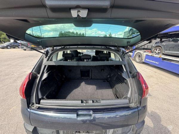 Blue Peugeot 3008 2016 in Siauliai, with an engine capacity of 1.60 L and mileage of 315 thousand km for 3350 €, photo 7 on AUTOMOTO.COM.LV