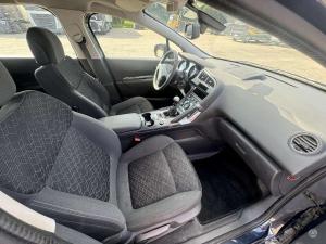 Zils Peugeot 3008 2016 Šauļi, ar dzinēja tilpumu 1.60 L un nobraukumu 315 tūkst. km par 3350 €, foto 12 vietnē AUTOMOTO.COM.LV