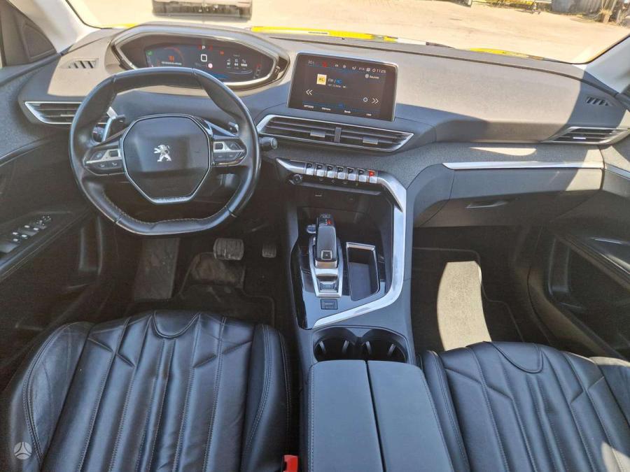 Blue Peugeot 3008 2018 in Kaunas, with an engine capacity of 1.60 L and mileage of 180 thousand km for 10500 €, photo 9 on AUTOMOTO.COM.LV