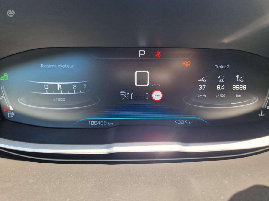 Blue Peugeot 3008 2018 in Kaunas, with an engine capacity of 1.60 L and mileage of 180 thousand km for 10500 €, photo 11 on AUTOMOTO.COM.LV