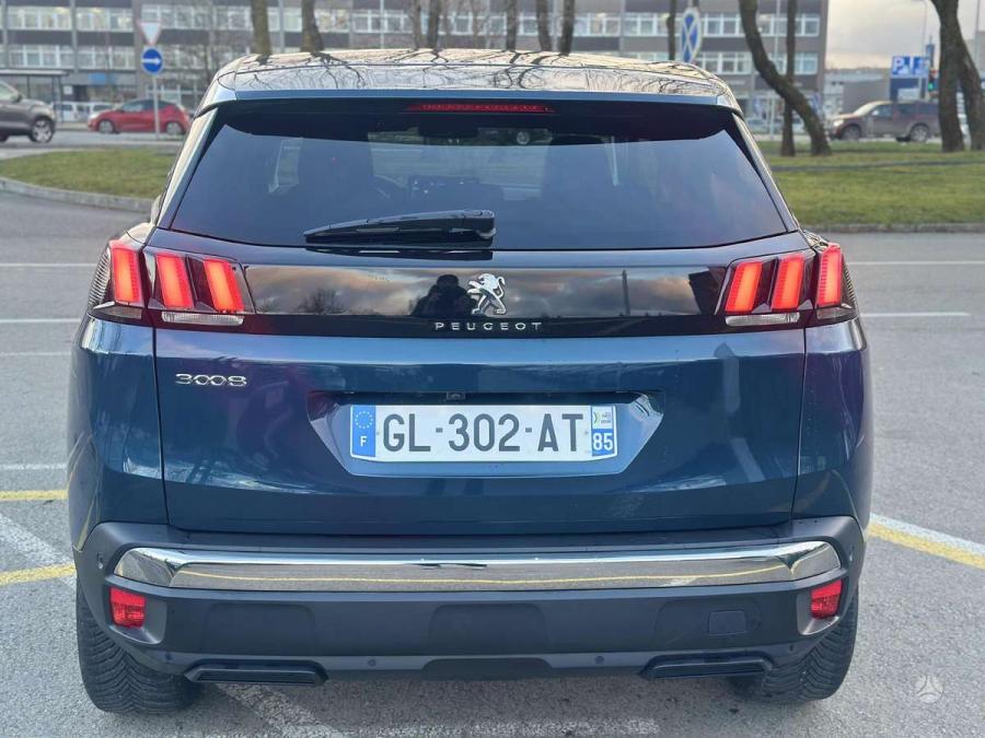 Blue Peugeot 3008 2022 in Klaipeda, with an engine capacity of 1.50 L and mileage of 167 thousand km for 16999 €, photo 8 on AUTOMOTO.COM.LV