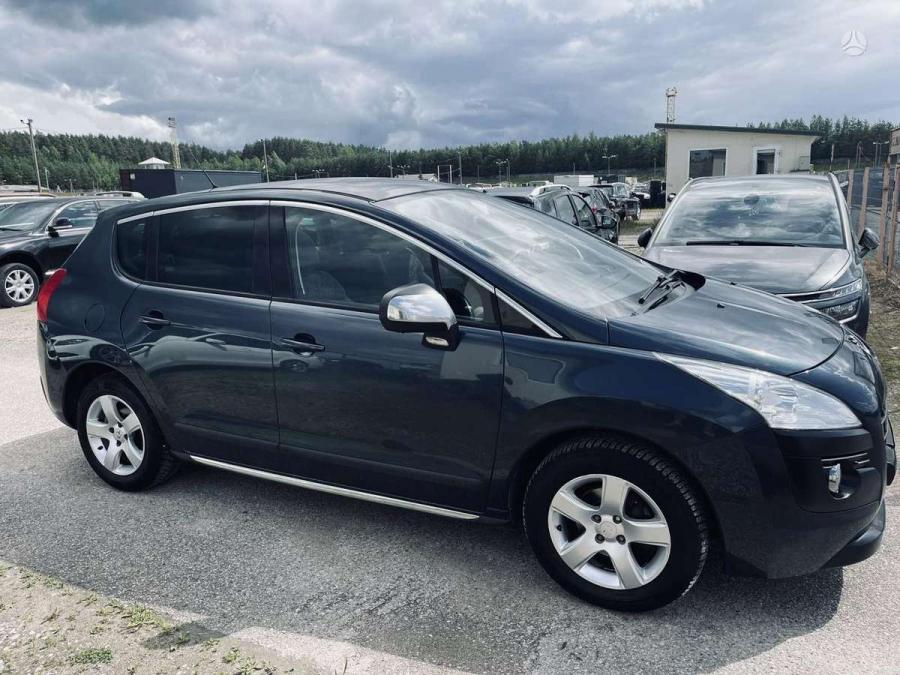 Zils Peugeot 3008 2012 Viļņa, ar dzinēja tilpumu 1.56 L un nobraukumu 200 tūkst. km par 4100 €, foto 7 vietnē AUTOMOTO.COM.LV