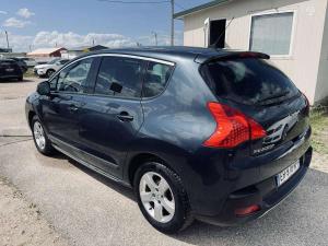Zils Peugeot 3008 2012 Viļņa, ar dzinēja tilpumu 1.56 L un nobraukumu 200 tūkst. km par 4100 €, foto 9 vietnē AUTOMOTO.COM.LV