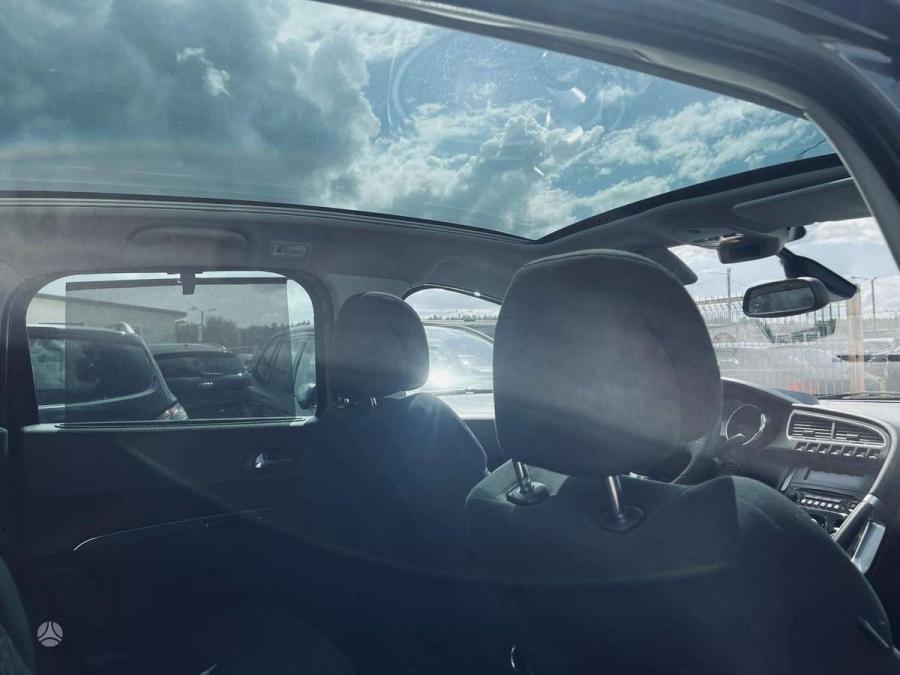 Zils Peugeot 3008 2012 Viļņa, ar dzinēja tilpumu 1.56 L un nobraukumu 200 tūkst. km par 4100 €, foto 18 vietnē AUTOMOTO.COM.LV