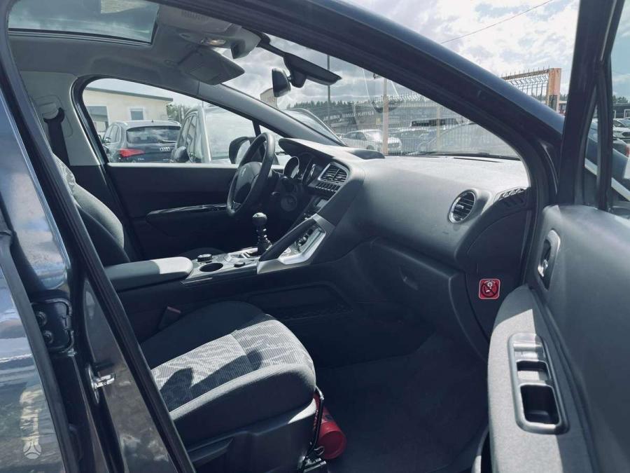 Zils Peugeot 3008 2012 Viļņa, ar dzinēja tilpumu 1.56 L un nobraukumu 200 tūkst. km par 4100 €, foto 19 vietnē AUTOMOTO.COM.LV