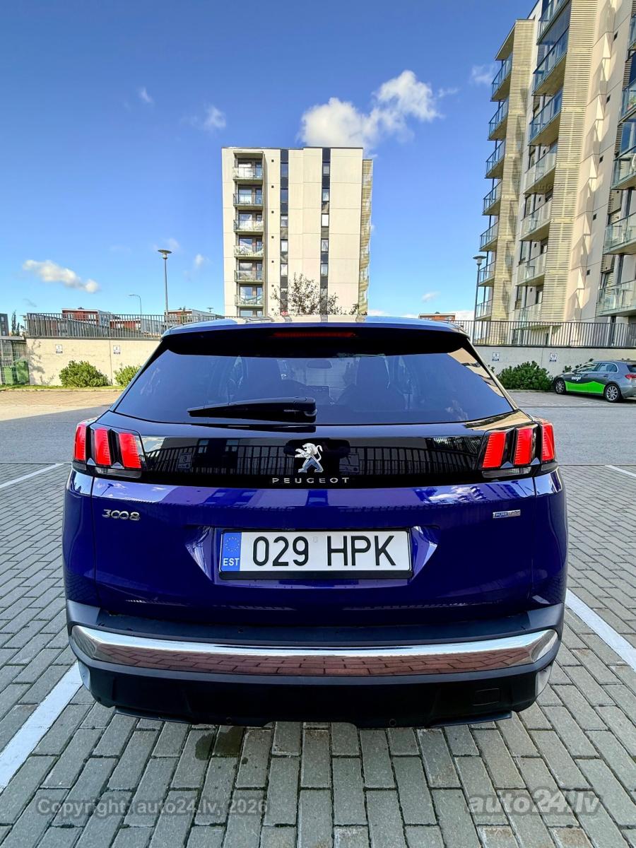 Blue Peugeot 3008 2017 in Tallinn, with an engine capacity of 1.20 L and mileage of 173 thousand km for 11199 €, photo 7 on AUTOMOTO.COM.LV