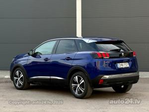 Blue Peugeot 3008 2018 in Tallinn, with an engine capacity of 1.20 L and mileage of 120 thousand km for 11900 €, photo 5 on AUTOMOTO.COM.LV