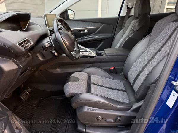Blue Peugeot 3008 2018 in Tallinn, with an engine capacity of 1.20 L and mileage of 120 thousand km for 11900 €, photo 7 on AUTOMOTO.COM.LV
