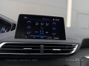 Blue Peugeot 3008 2018 in Tallinn, with an engine capacity of 1.20 L and mileage of 120 thousand km for 11900 €, photo 20 on AUTOMOTO.COM.LV