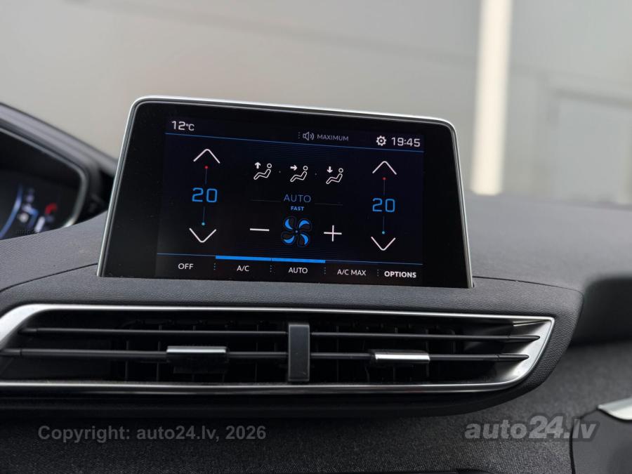 Blue Peugeot 3008 2018 in Tallinn, with an engine capacity of 1.20 L and mileage of 120 thousand km for 11900 €, photo 20 on AUTOMOTO.COM.LV