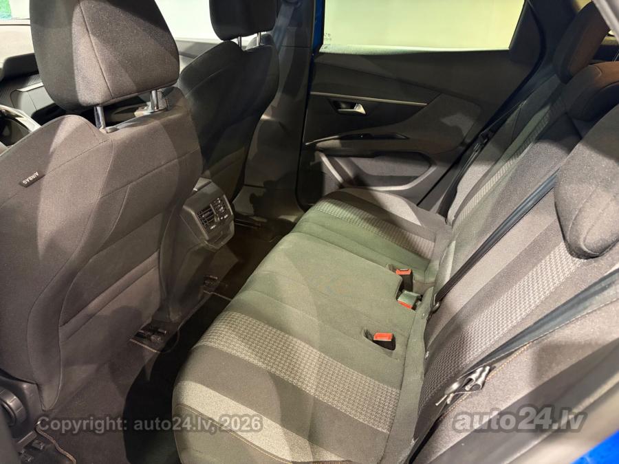 Zils Peugeot 3008 2023 Tallina, ar dzinēja tilpumu 1.50 L un nobraukumu 58 tūkst. km par 19990 €, foto 10 vietnē AUTOMOTO.COM.LV