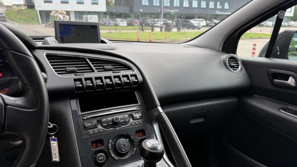 Brown Peugeot 3008 2009 in Vilnius, with an engine capacity of 1.60 L and mileage of 132 thousand km for 2400 €, photo 10 on AUTOMOTO.COM.LV