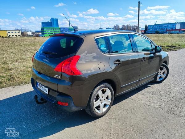 Brown Peugeot 3008 2010 in Klaipeda, with an engine capacity of 1.60 L and mileage of 268 thousand km for 2600 €, photo 9 on AUTOMOTO.COM.LV