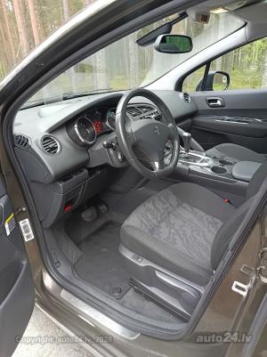 Brown Peugeot 3008 2010 in Tallinn, with an engine capacity of 1.60 L and mileage of 288 thousand km for 4500 €, photo 10 on AUTOMOTO.COM.LV