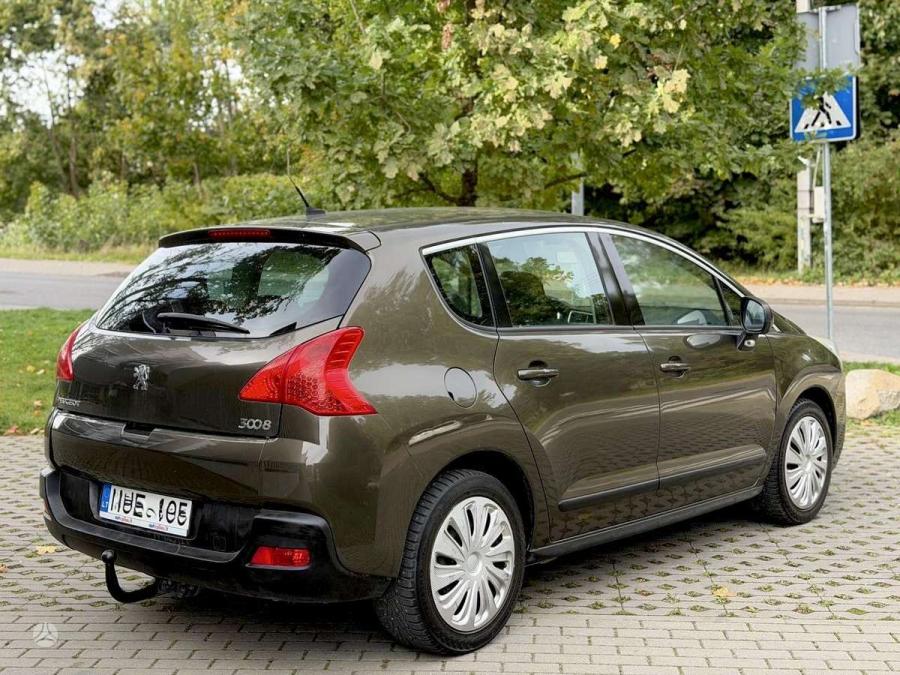 Brown Peugeot 3008 2011 in Vilnius, with an engine capacity of 1.80 L and mileage of 157 thousand km for 3000 €, photo 5 on AUTOMOTO.COM.LV