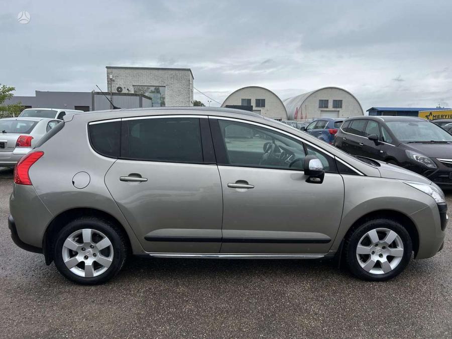 Brown Peugeot 3008 2011 in Marijampole, with an engine capacity of 1.56 L and mileage of 223 thousand km for 3750 €, photo 6 on AUTOMOTO.COM.LV