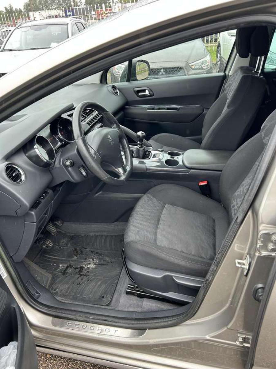 Brown Peugeot 3008 2011 in Marijampole, with an engine capacity of 1.56 L and mileage of 223 thousand km for 3750 €, photo 16 on AUTOMOTO.COM.LV