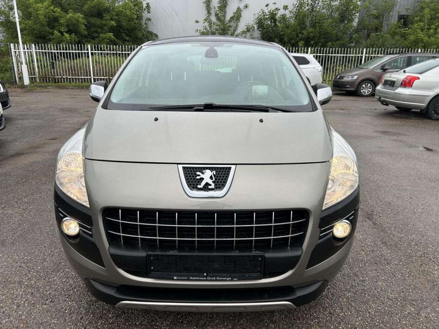 Brown Peugeot 3008 2011 in Marijampole, with an engine capacity of 1.56 L and mileage of 223 thousand km for 3750 €, photo 17 on AUTOMOTO.COM.LV