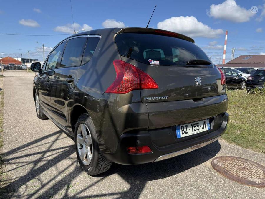 Brown Peugeot 3008 2011 in Vilnius, with an engine capacity of 1.56 L and mileage of 242 thousand km for 3800 €, photo 7 on AUTOMOTO.COM.LV