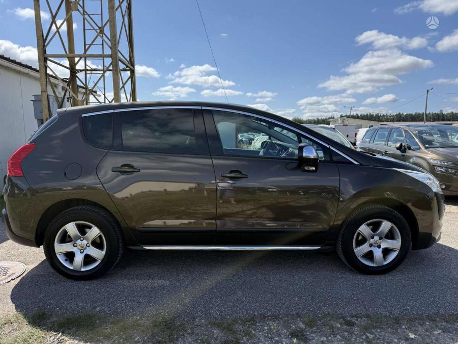 Brown Peugeot 3008 2011 in Vilnius, with an engine capacity of 1.56 L and mileage of 242 thousand km for 3800 €, photo 12 on AUTOMOTO.COM.LV