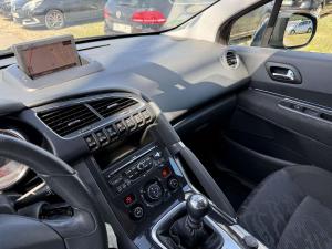 Brown Peugeot 3008 2011 in Vilnius, with an engine capacity of 1.56 L and mileage of 242 thousand km for 3800 €, photo 14 on AUTOMOTO.COM.LV