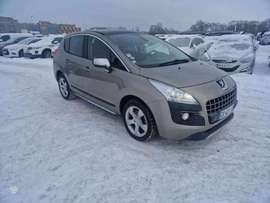 Brown Peugeot 3008 2013 in Taurage, with an engine capacity of 1.60 L and mileage of 145 thousand km for 3600 €, photo 3 on AUTOMOTO.COM.LV