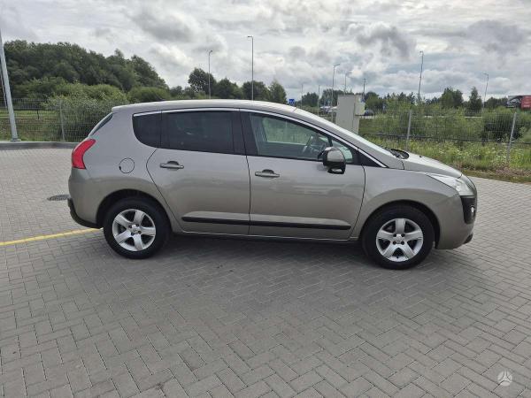 Brown Peugeot 3008 2013 in Taurage, with an engine capacity of 1.56 L and mileage of 267 thousand km for 3200 €, photo 4 on AUTOMOTO.COM.LV