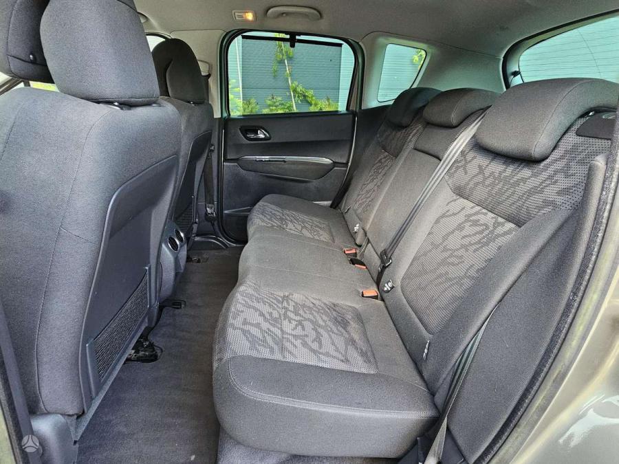 Brūns Peugeot 3008 2013 Viļņa, ar dzinēja tilpumu 2.00 L un nobraukumu 185 tūkst. km par 4950 €, foto 22 vietnē AUTOMOTO.COM.LV