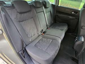 Brūns Peugeot 3008 2013 Viļņa, ar dzinēja tilpumu 2.00 L un nobraukumu 185 tūkst. km par 4950 €, foto 23 vietnē AUTOMOTO.COM.LV