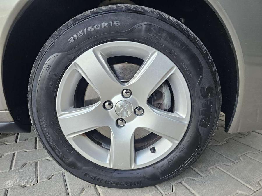 Brūns Peugeot 3008 2013 Viļņa, ar dzinēja tilpumu 2.00 L un nobraukumu 185 tūkst. km par 4950 €, foto 38 vietnē AUTOMOTO.COM.LV