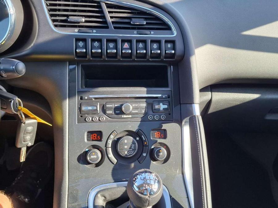 Brūns Peugeot 3008 2014 Tauragė, ar dzinēja tilpumu 1.56 L un nobraukumu 239 tūkst. km par 5400 €, foto 16 vietnē AUTOMOTO.COM.LV