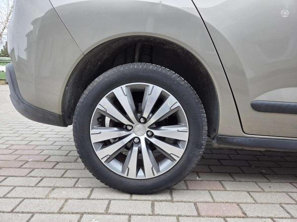 Brūns Peugeot 3008 2014 Viļņa, ar dzinēja tilpumu 1.56 L un nobraukumu 250 tūkst. km par 5000 €, foto 8 vietnē AUTOMOTO.COM.LV