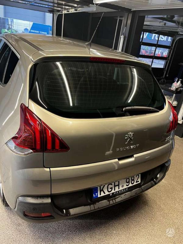 Brown Peugeot 3008 2015 in Kaunas, with an engine capacity of 1.56 L and mileage of 436 thousand km for 4000 €, photo 4 on AUTOMOTO.COM.LV