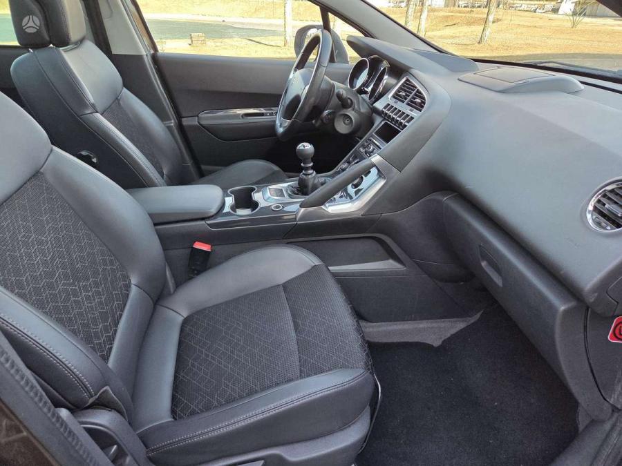 Brūns Peugeot 3008 2015 Viļņa, ar dzinēja tilpumu 1.56 L un nobraukumu 262 tūkst. km par 5800 €, foto 12 vietnē AUTOMOTO.COM.LV