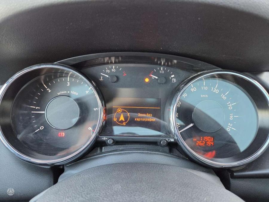 Brūns Peugeot 3008 2015 Viļņa, ar dzinēja tilpumu 1.56 L un nobraukumu 262 tūkst. km par 5800 €, foto 13 vietnē AUTOMOTO.COM.LV