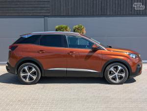 Brown Peugeot 3008 2017 in Siauliai, with an engine capacity of 1.20 L and mileage of 116 thousand km for 13400 €, photo 5 on AUTOMOTO.COM.LV