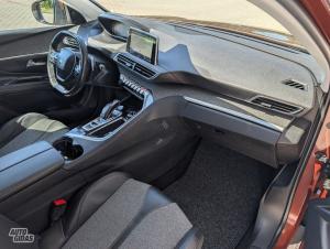 Brown Peugeot 3008 2017 in Siauliai, with an engine capacity of 1.20 L and mileage of 116 thousand km for 13400 €, photo 12 on AUTOMOTO.COM.LV