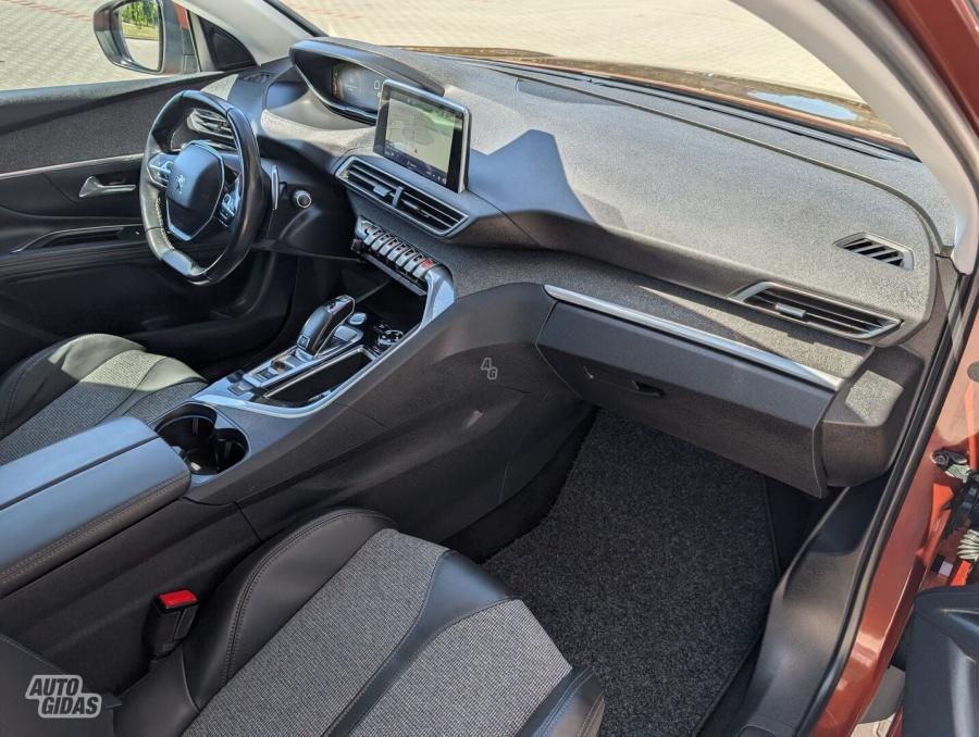 Brown Peugeot 3008 2017 in Siauliai, with an engine capacity of 1.20 L and mileage of 116 thousand km for 13400 €, photo 12 on AUTOMOTO.COM.LV
