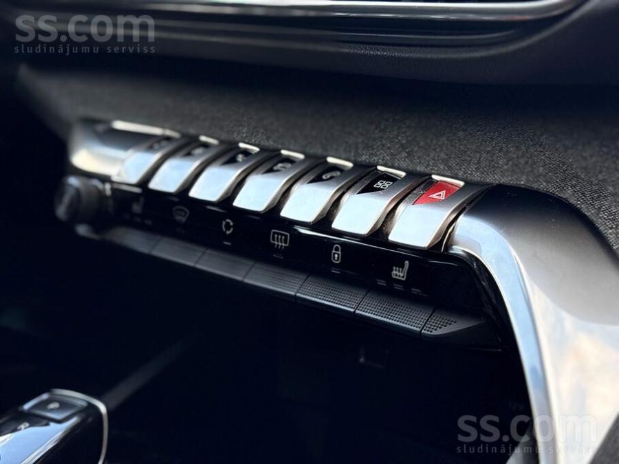 Brūns Peugeot 3008 2017 Tukums, ar dzinēja tilpumu 1.60 L un nobraukumu 212 tūkst. km par 12250 €, foto 11 vietnē AUTOMOTO.COM.LV