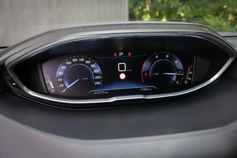 Коричневый Пежо 3008 2017 в Тукумс, объемом двигателя 1.60 л и пробегом 212 тыс. км за 12290 €, фото 19 на AUTOMOTO.COM.LV