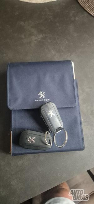 Brūns Peugeot 3008 2017 Marijampole, ar dzinēja tilpumu 1.20 L un nobraukumu 240 tūkst. km par 8500 €, foto 22 vietnē AUTOMOTO.COM.LV