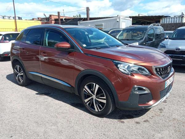 Brown Peugeot 3008 2017 in Panevezys, with an engine capacity of 1.20 L and mileage of 242 thousand km for 8500 €, photo 1 on AUTOMOTO.COM.LV