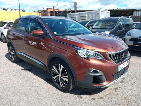 Brown Peugeot 3008 2017 in Panevezys, with an engine capacity of 1.20 L and mileage of 242 thousand km for 8500 €, photo 3 on AUTOMOTO.COM.LV