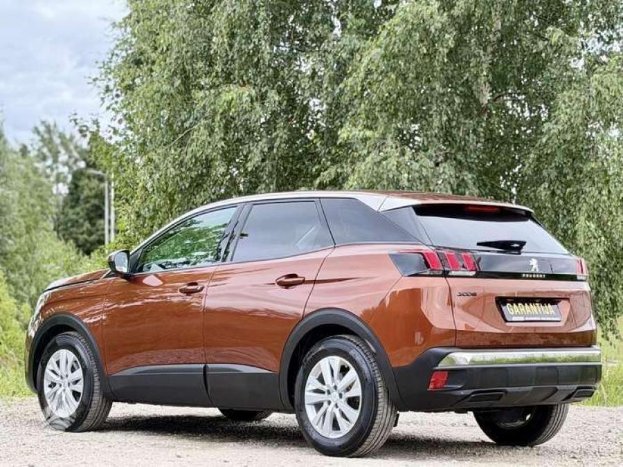 Brown Peugeot 3008 2018 in Siauliai, with an engine capacity of 1.50 L and mileage of 198 thousand km for 13750 €, photo 4 on AUTOMOTO.COM.LV