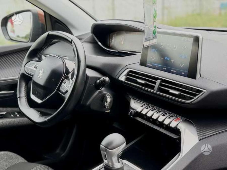 Brown Peugeot 3008 2018 in Siauliai, with an engine capacity of 1.50 L and mileage of 198 thousand km for 13750 €, photo 26 on AUTOMOTO.COM.LV