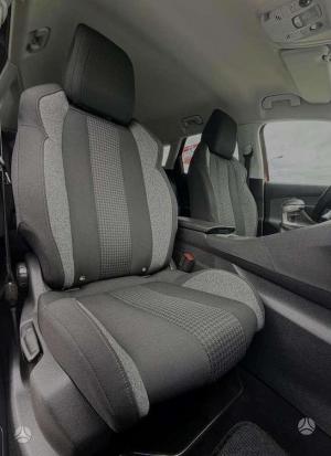 Brown Peugeot 3008 2018 in Siauliai, with an engine capacity of 1.50 L and mileage of 198 thousand km for 13750 €, photo 29 on AUTOMOTO.COM.LV