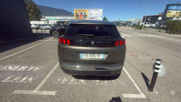 Peugeot 3008 2018 in Taurage on AUTOMOTO.COM.LV Brown Peugeot 3008 2018 in Taurage, with an engine capacity of 1.50 L and mileage of 151 thousand km for 10200 €, photo 6 on AUTOMOTO.COM.LV