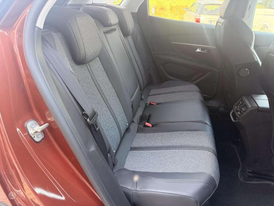Brūns Peugeot 3008 2018 Viļņa, ar dzinēja tilpumu 1.20 L un nobraukumu 172 tūkst. km par 11500 €, foto 19 vietnē AUTOMOTO.COM.LV